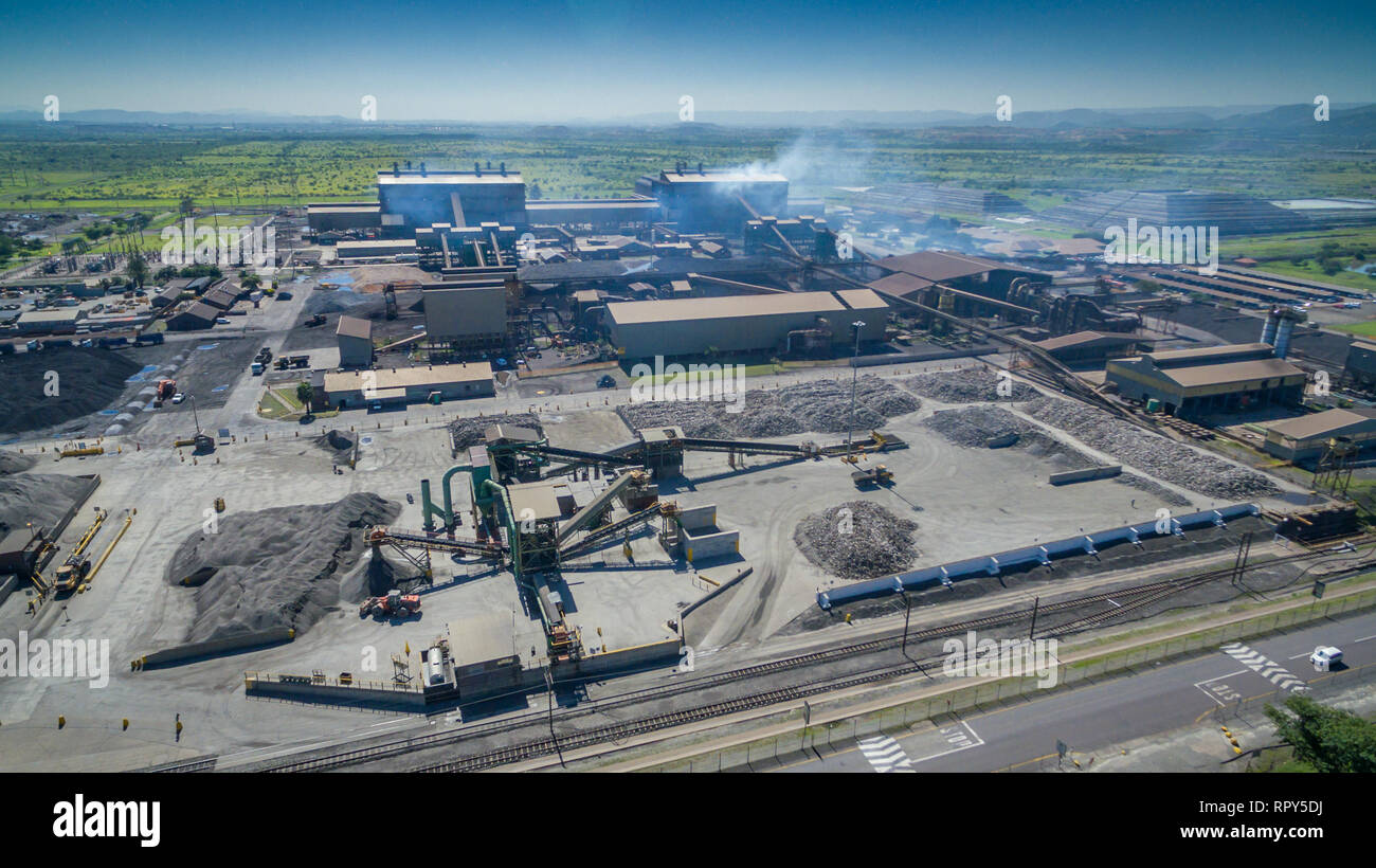 Iron ore processing hi-res stock photography and images - Alamy