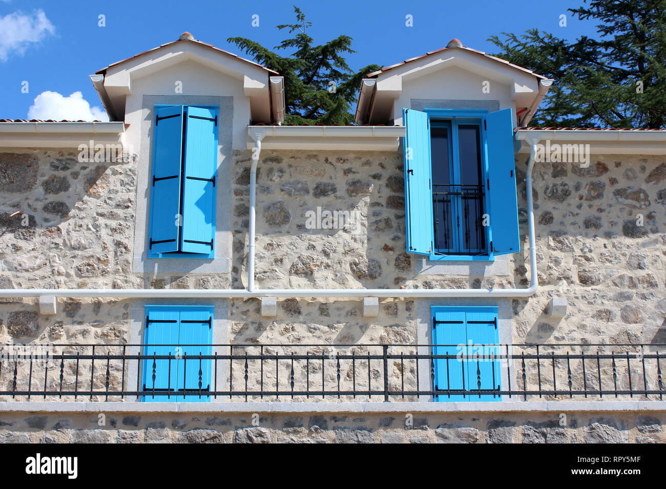 Mediterranean Style Windows Popular Window Treatments For