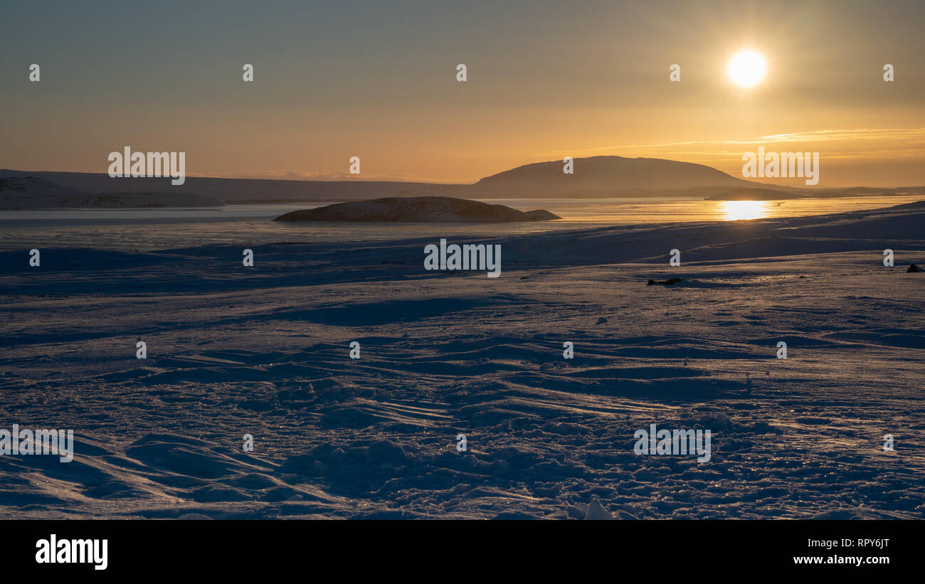 Daybreak in iceland hi-res stock photography and images - Alamy