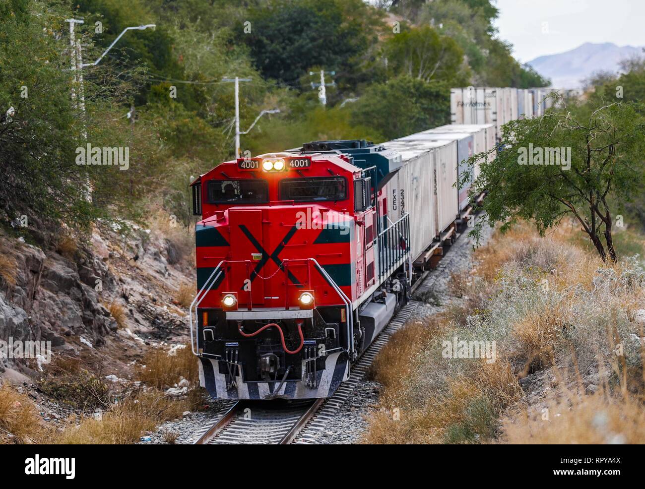 Ferrocarril popular hi-res stock photography and images - Alamy