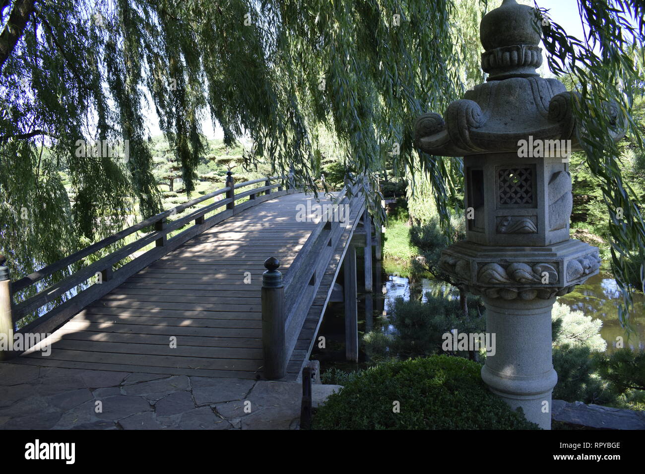 Japanese Lantern and Bridge Chicago Botanical Gardens Stock Photo - Alamy