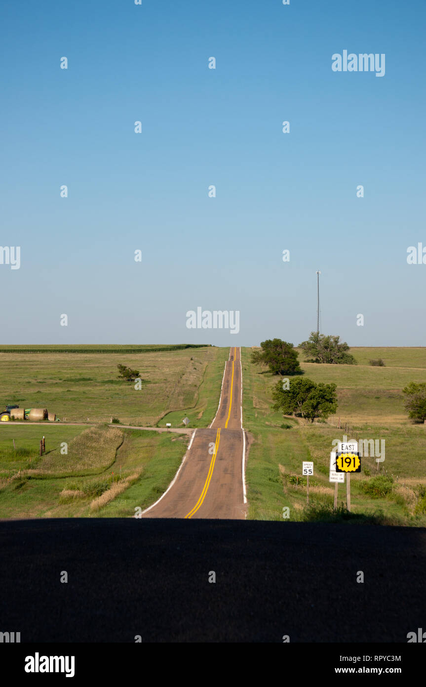 Hilly country road in Kansas Stock Photo - Alamy