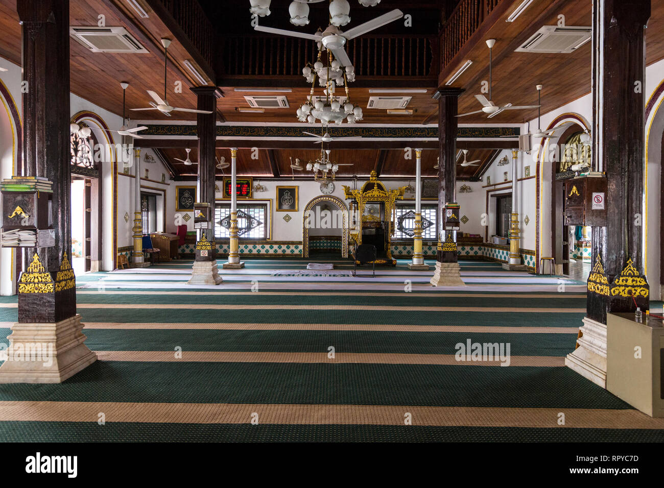 Prayer hall hi-res stock photography and images - Alamy