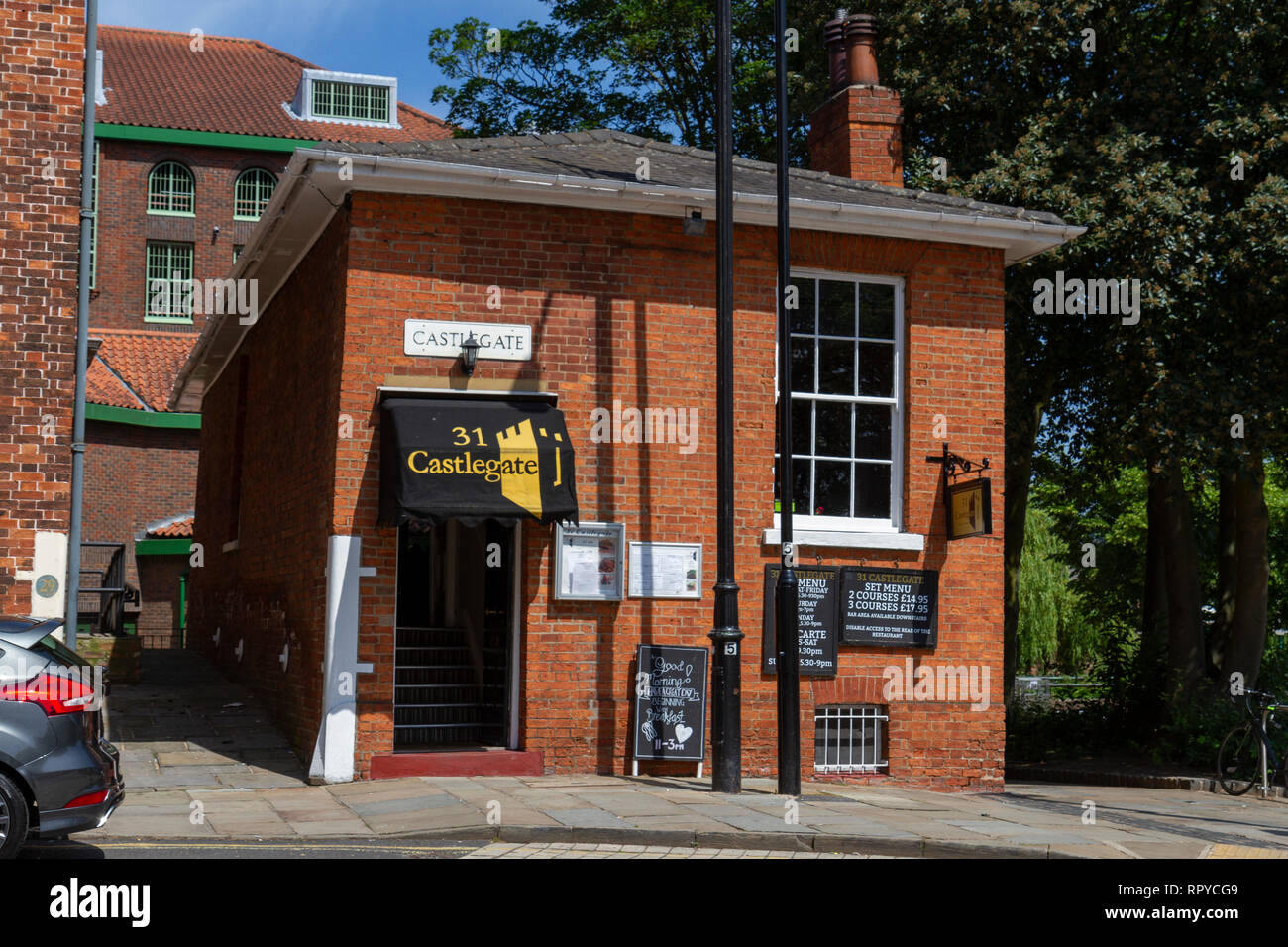 Castlegate hi-res stock photography and images - Alamy