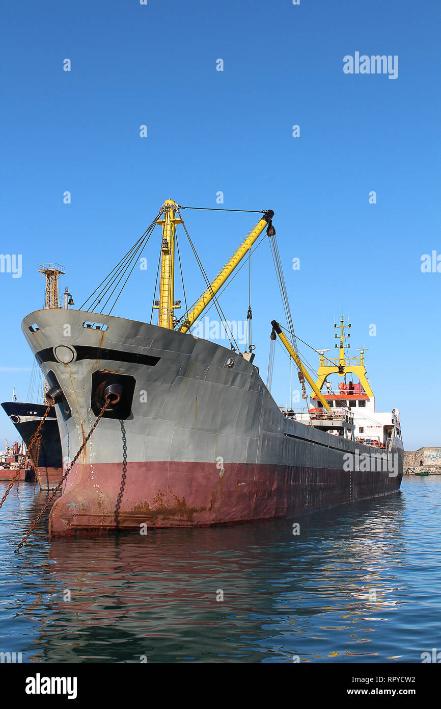 Port bow hi-res stock photography and images - Alamy