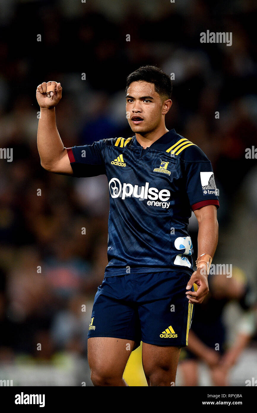 Josh Ioane of the Highlanders celebrates Stock Photo - Alamy