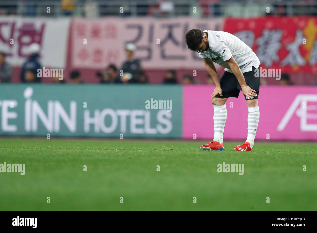 Osaka, Japan. 22nd Feb, 2019. ?David Villa (Vissel) Football/Soccer ...
