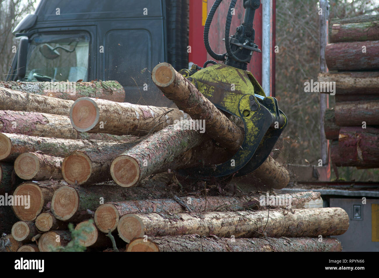 Arm of a crane hi-res stock photography and images - Alamy