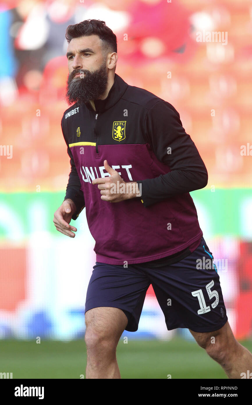 Mile jedinak hi-res stock photography and images - Alamy