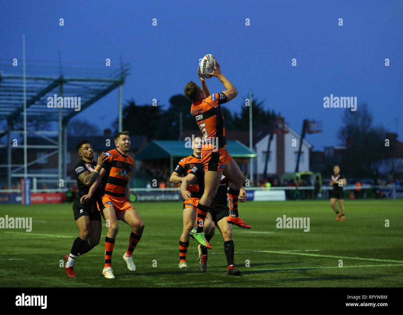 Trailfinders Sports Ground, London, UK. 23rd Feb, 2019. Betfred Super ...