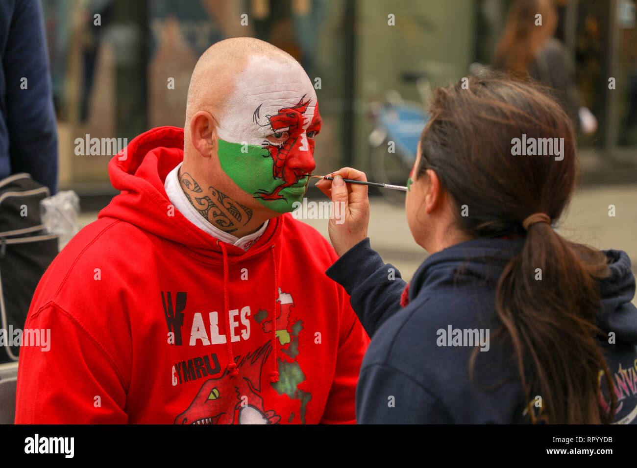 Rugby union supporters face paint hi-res stock photography and images ...