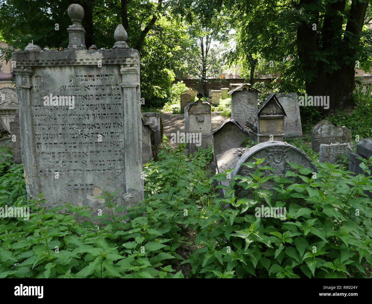POLAND - Krakow Kazimierz. Remu'h Synagogue and Jewish cemetery Stock ...