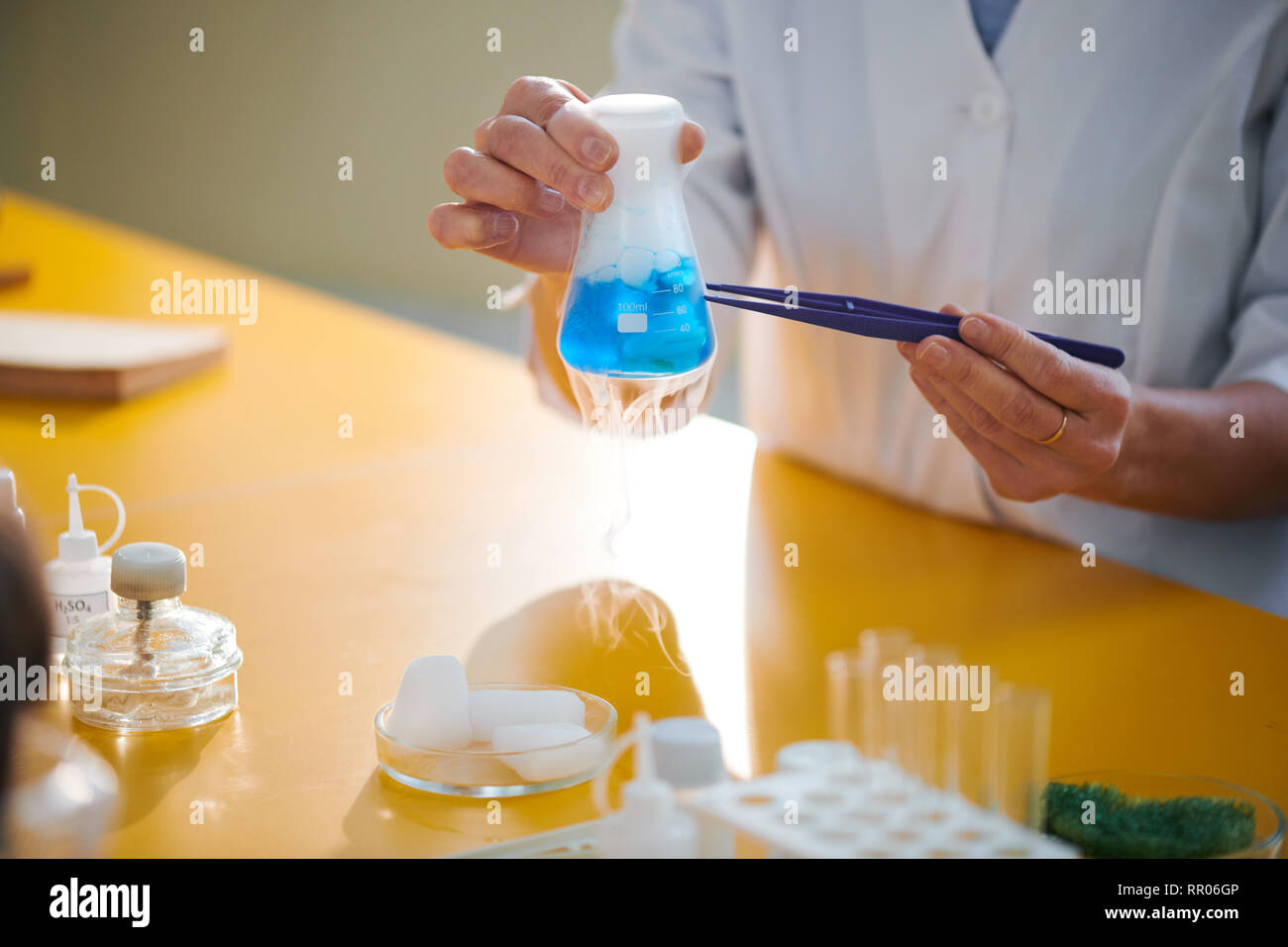 Chemist at work Stock Photo - Alamy