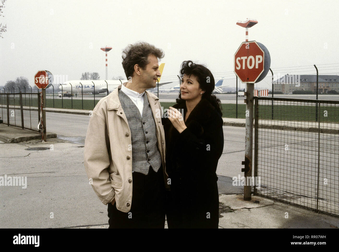 TOD IN MIAMI / Tod in Miami D 1994 / Carlo Rola Szene mit PETER ...