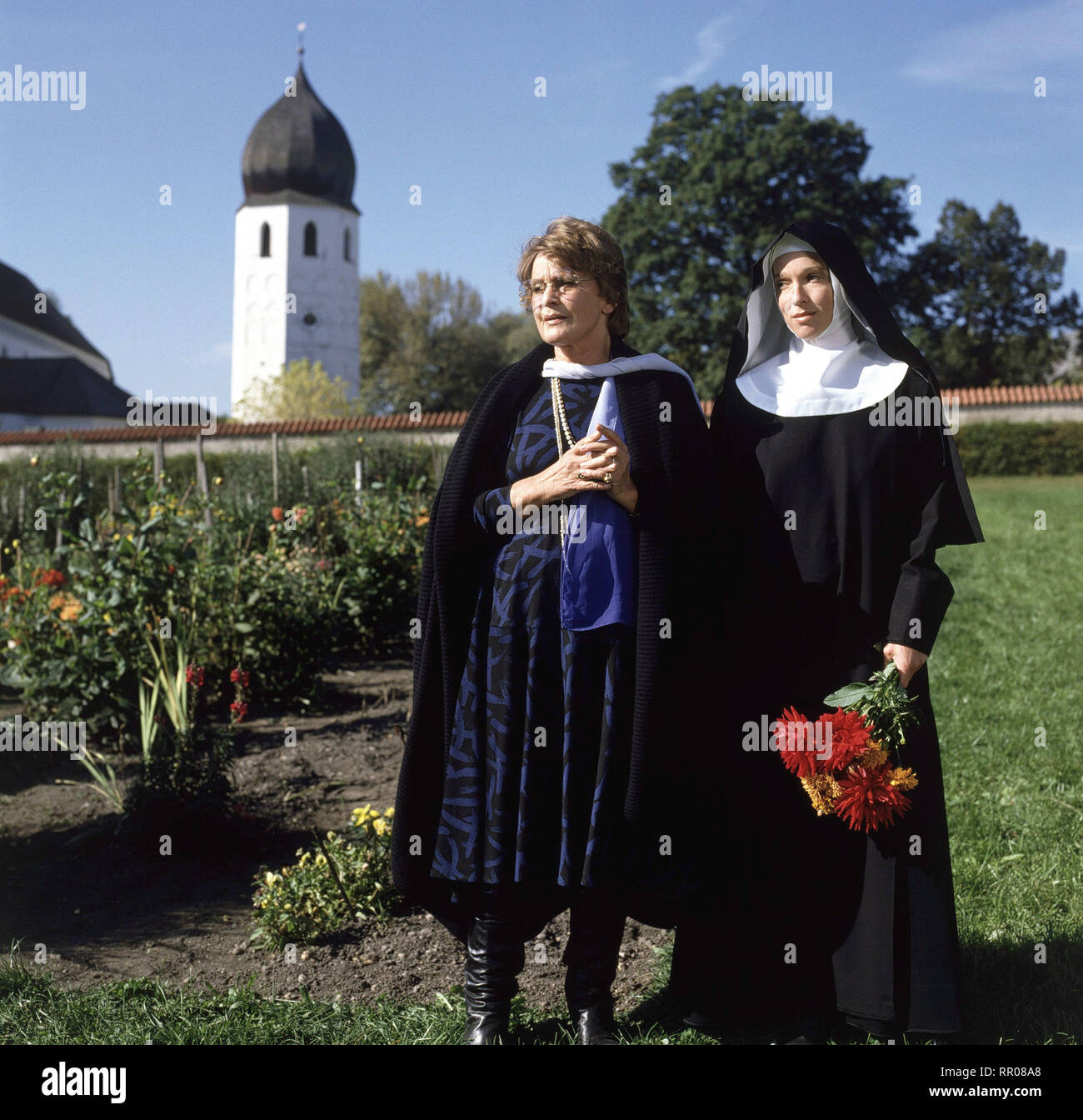 DIE GLÜCKLICHE FAMILIE / Mami geht ins Kloster / MARIA SCHELL (Maria ...