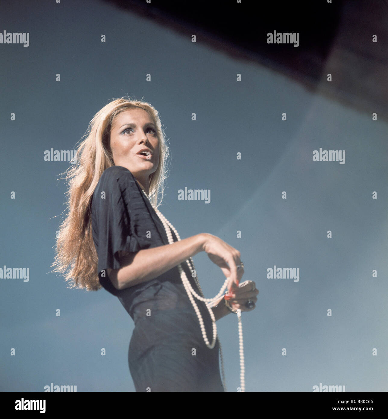 Daliah lavi hi-res stock photography and images - Alamy