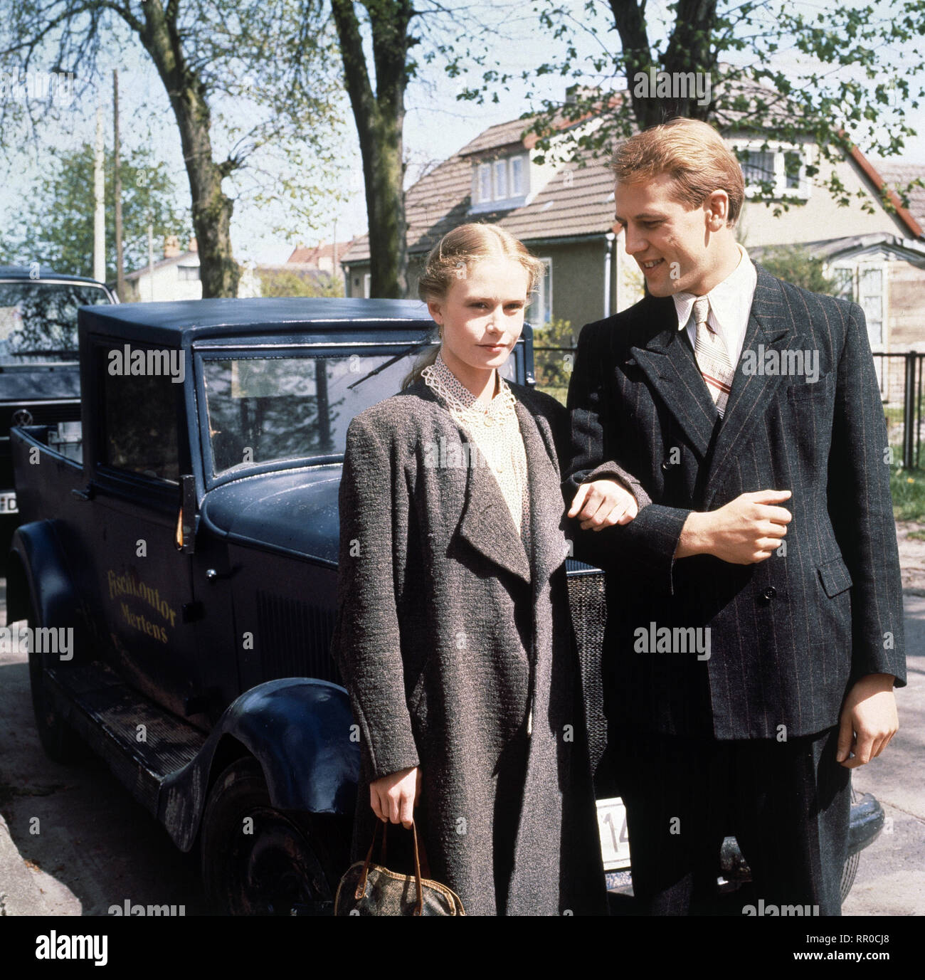 ENDSTATION HAREMBAR / D 1992 / Rainer Wolffhardt / Szene mit SUSANNE ...