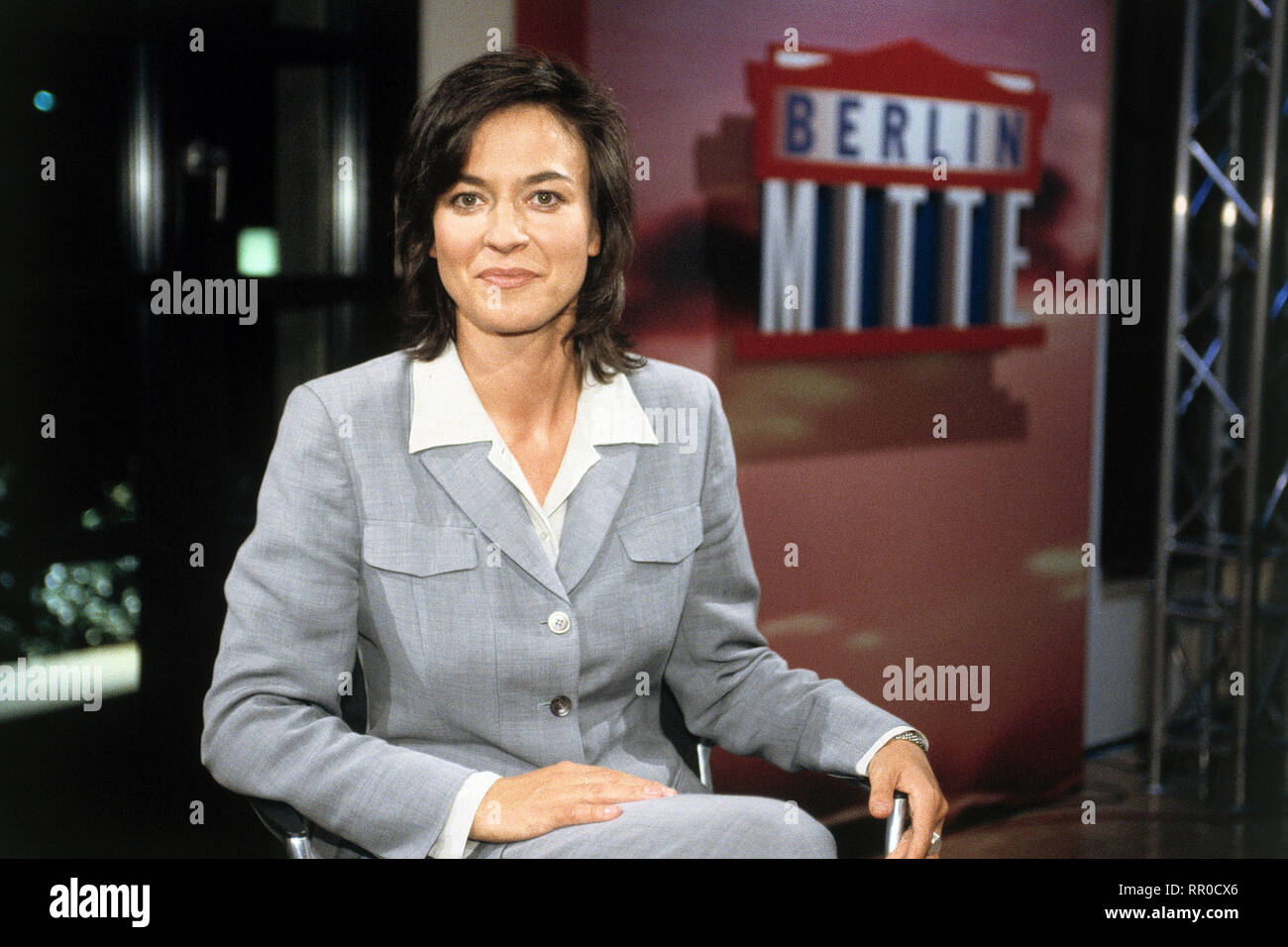 Maybrit Illner, Moderatorin von 'Berlin Mitte', Aufnahme ca. 2000 ...