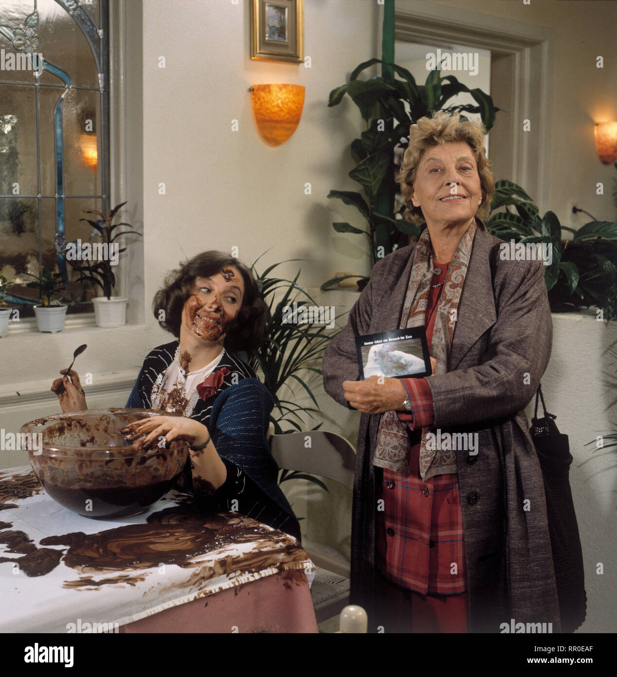 ICH BIN ELSA / Marion (EDITH BECK), Elsa (MARIANNE HOPPE) / Überschrift ...