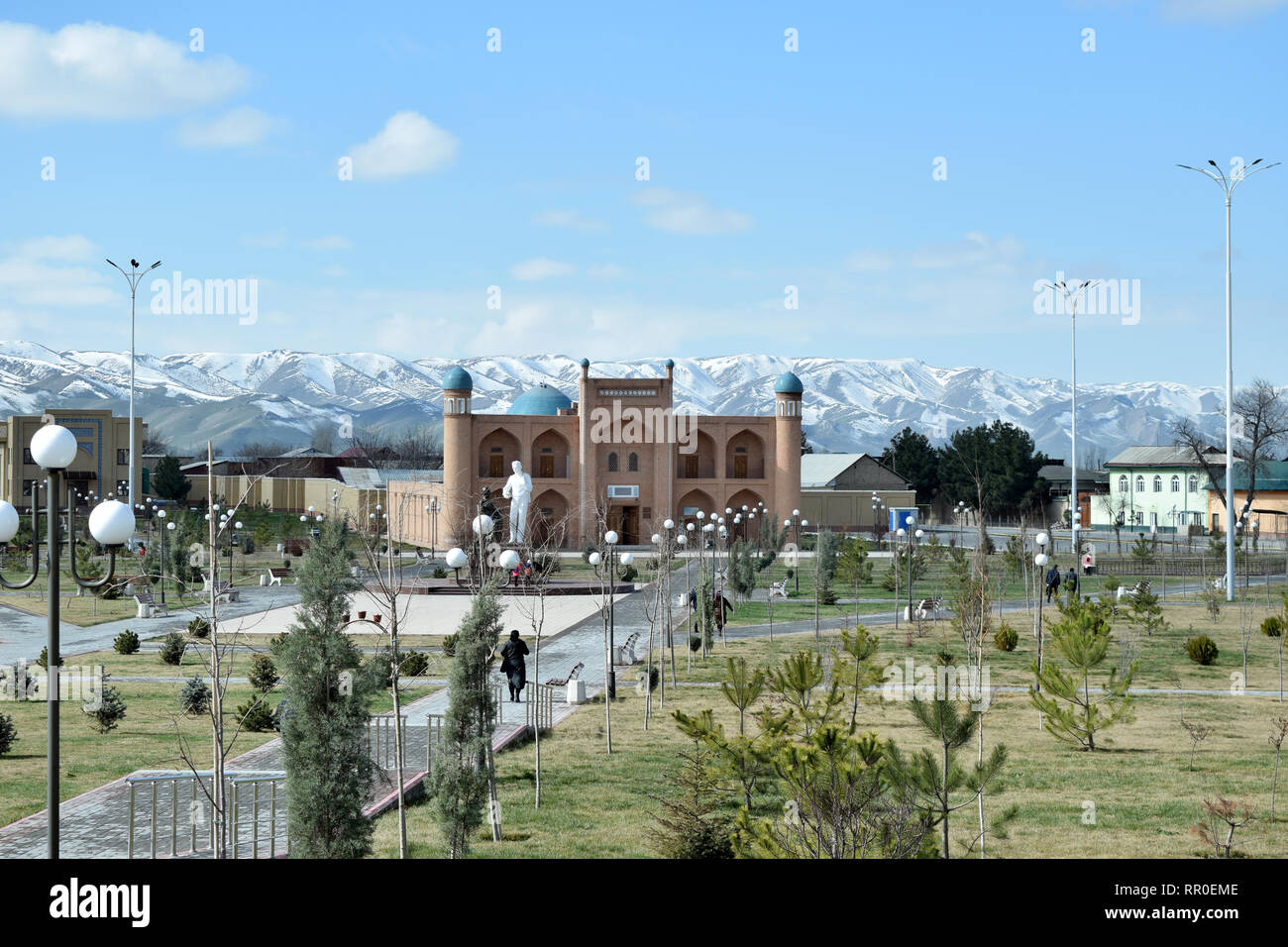Madrasa In Uzbekistan High Resolution Stock Photography and Images - Alamy