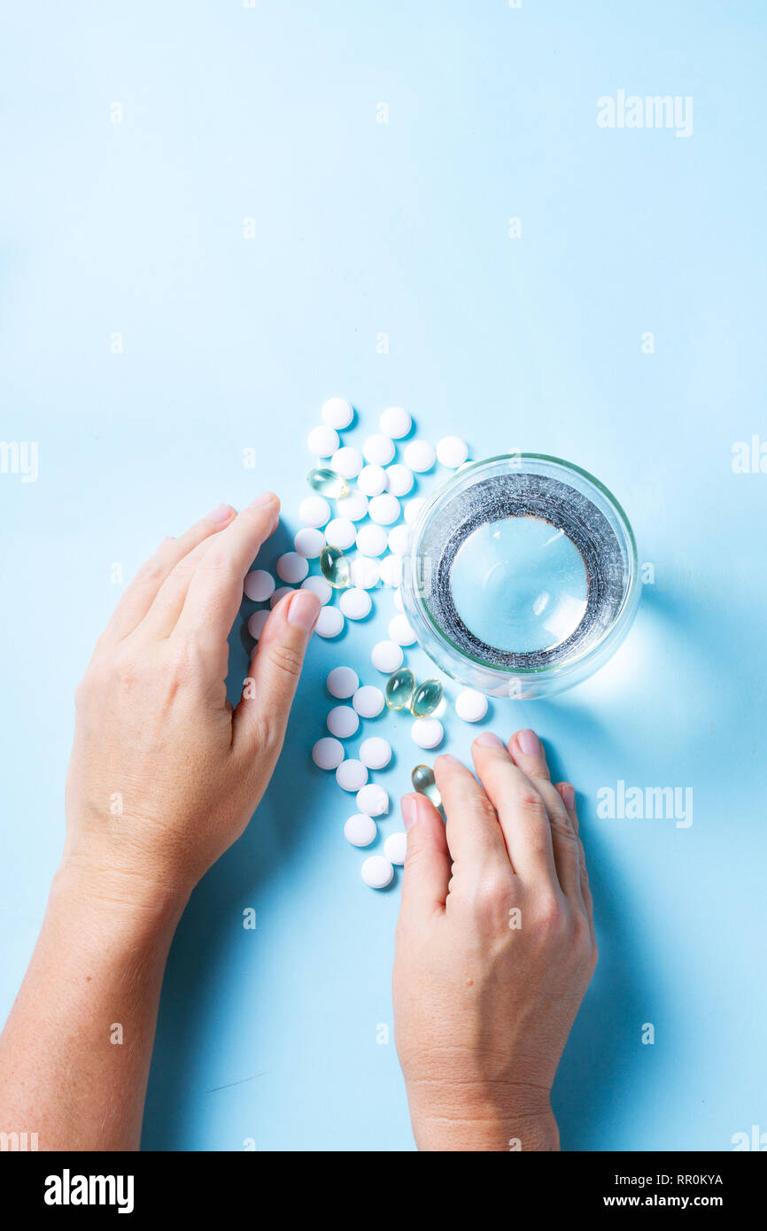 Pile of pills Stock Photo - Alamy
