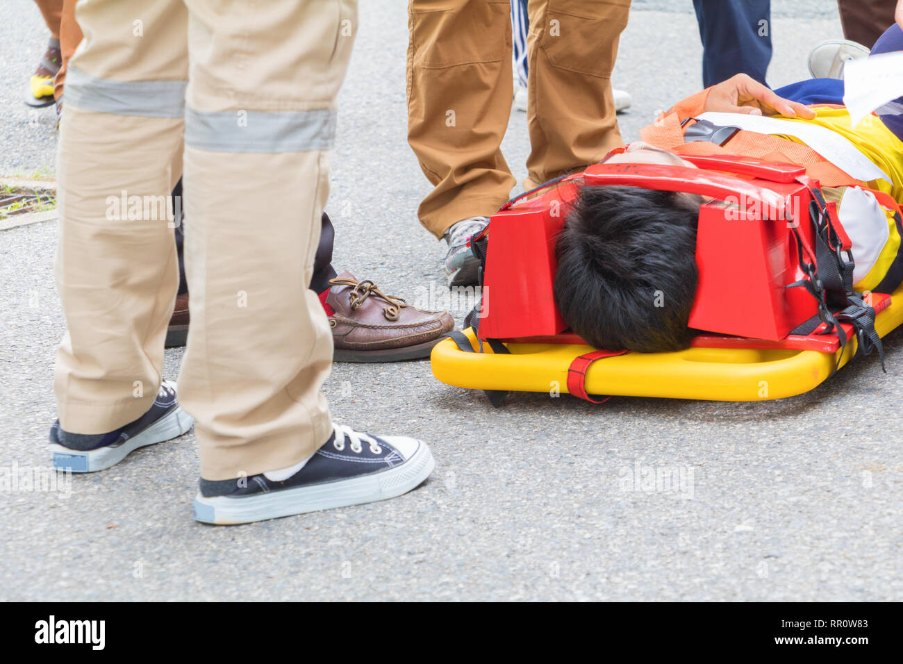 patient on stretcher. in EMS training emergency rescue situation Stock ...