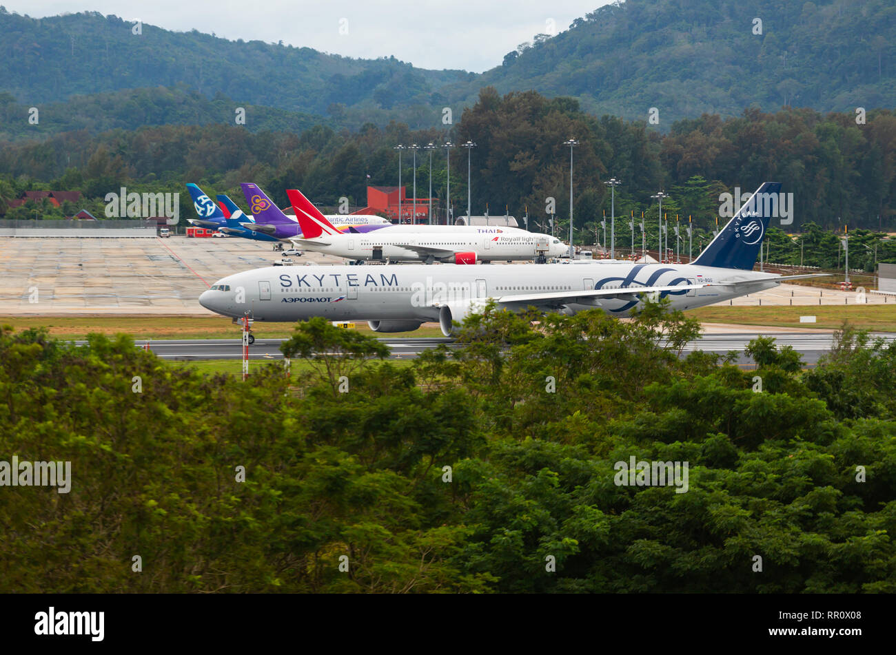 Boeing livery hi-res stock photography and images - Alamy