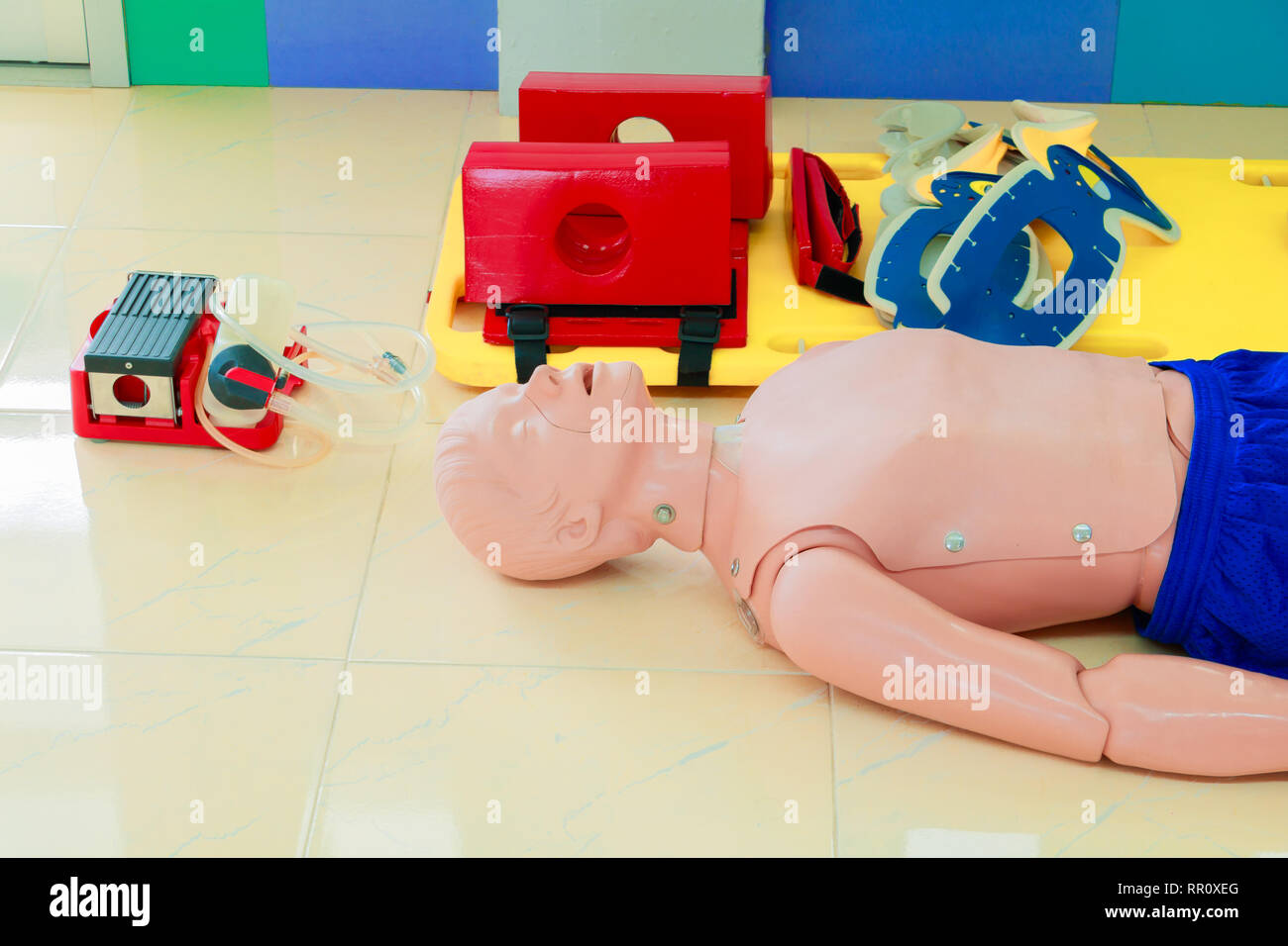 dummy and stretcher in training cpr medical emergency refresher Stock ...