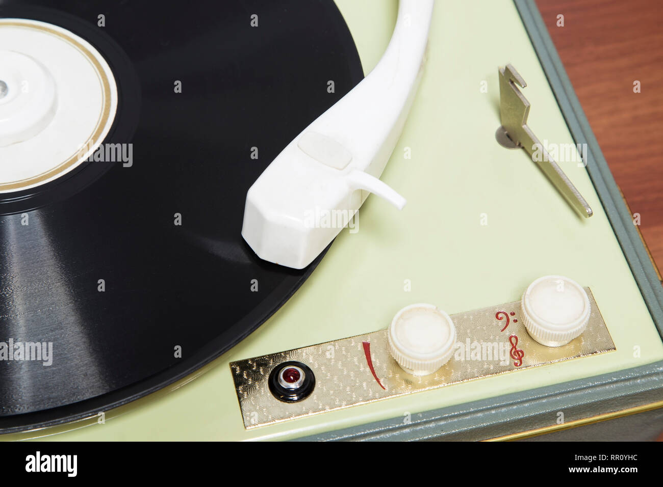 Old gramophone with the lp record Stock Photo - Alamy