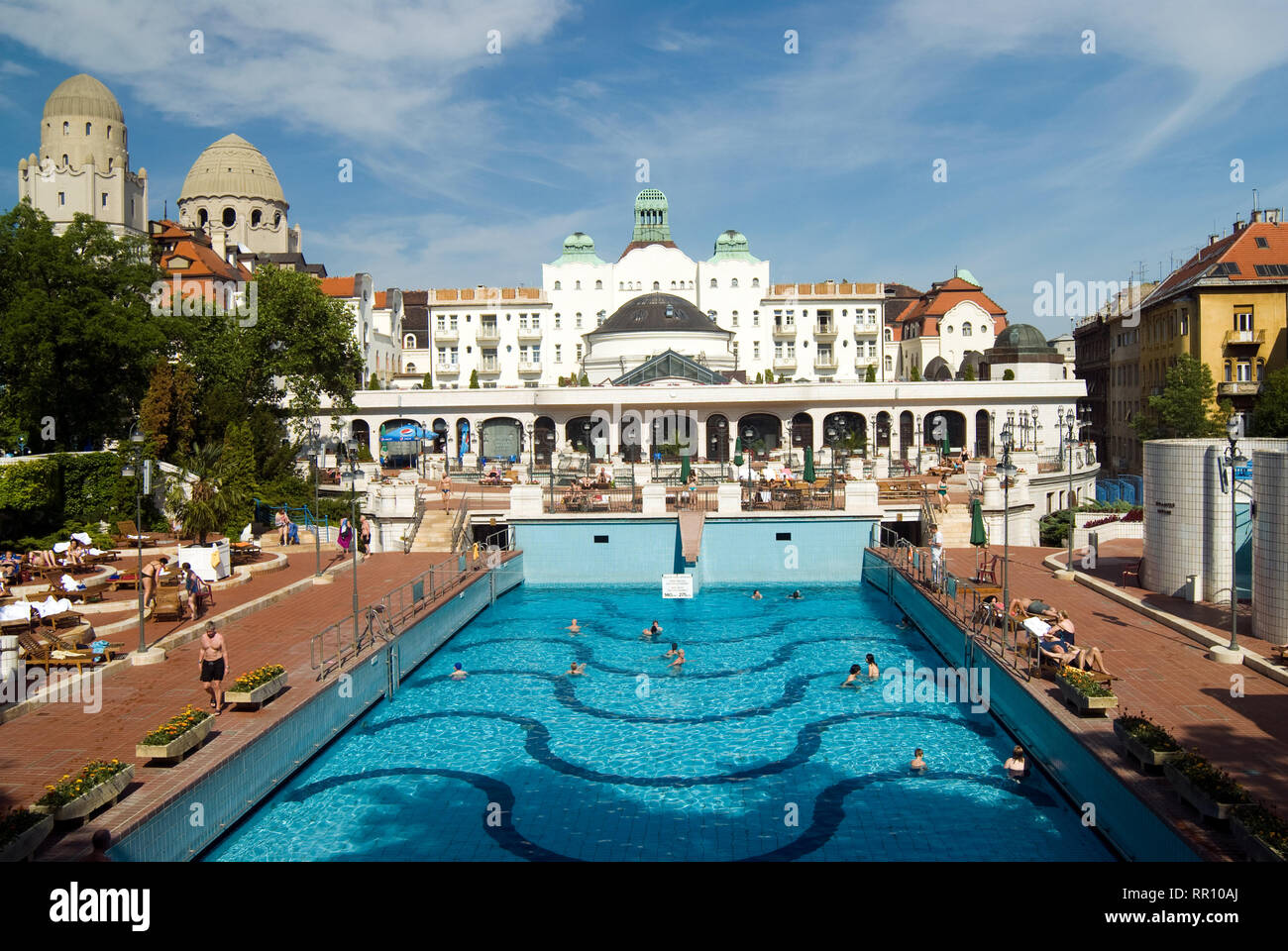 Gellért bathhouse outdoor pool Stock Photo - Alamy