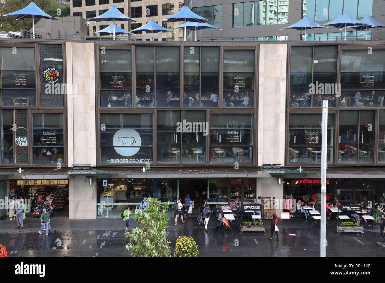 Gateway dining precinct Alfred Street, Circular Quay Stock Photo - Alamy