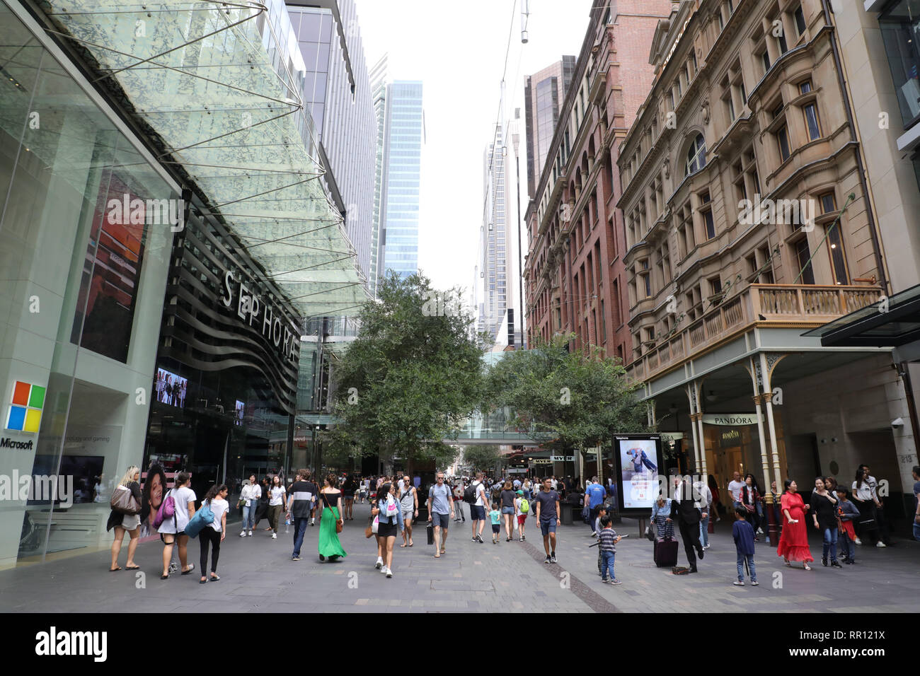 Pitt Street Mall, Sydney Stock Photo - Alamy