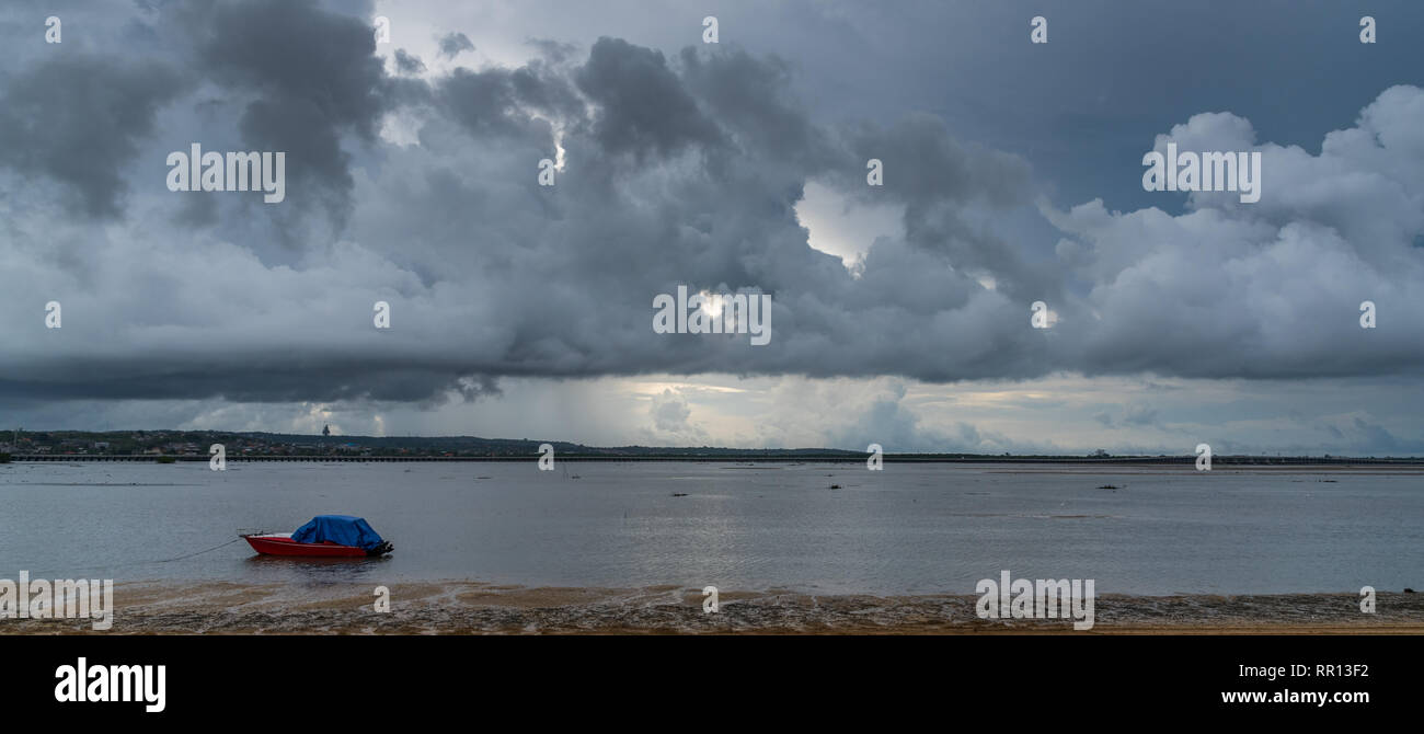 Benoa bay hi-res stock photography and images - Alamy