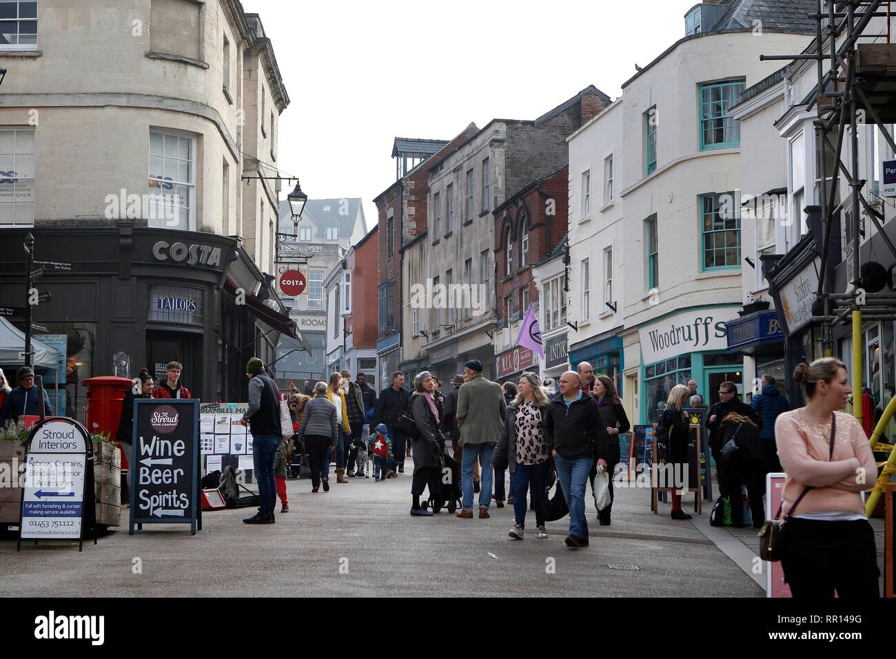 Shops shopping pedestrianised high street stroud gloucestershire hi-res ...