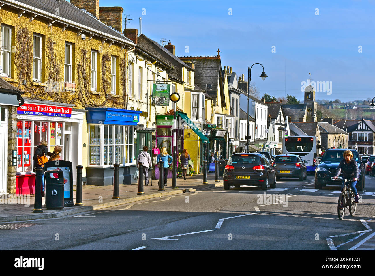 Cowbridge wales hi-res stock photography and images - Alamy