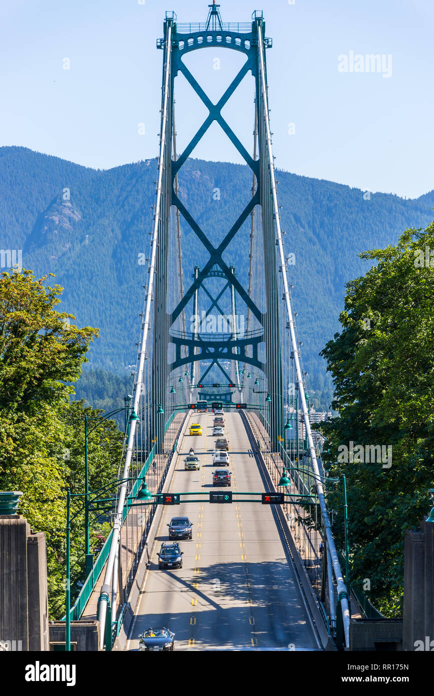 Lion's gate bridge construction hi-res stock photography and images - Alamy