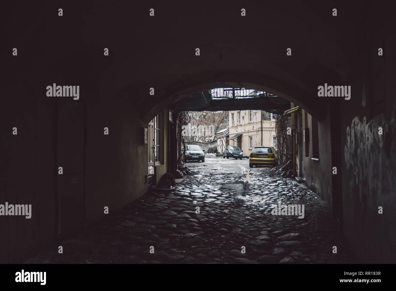 Vilnius old town street arc hi-res stock photography and images - Alamy