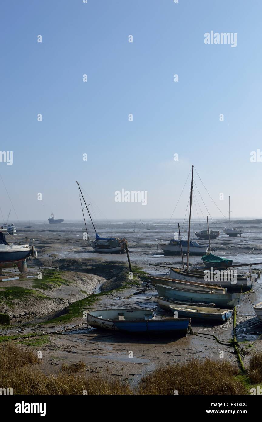 boats on river thames estuary, leigh on sea Stock Photo - Alamy