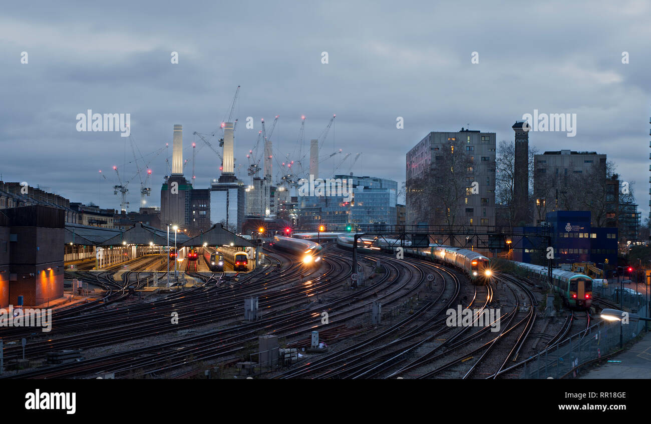 Govia Thameslink southern trains arriving at London Victoria at dusk ...