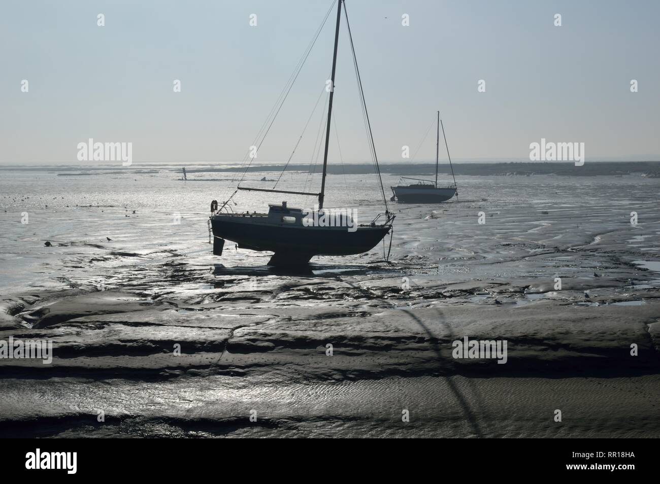 boats on river thames estuary, leigh on sea Stock Photo - Alamy