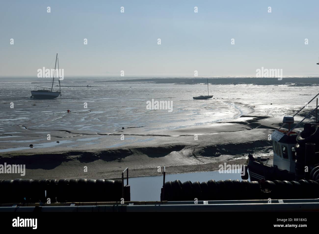 boats on river thames estuary, leigh on sea Stock Photo - Alamy
