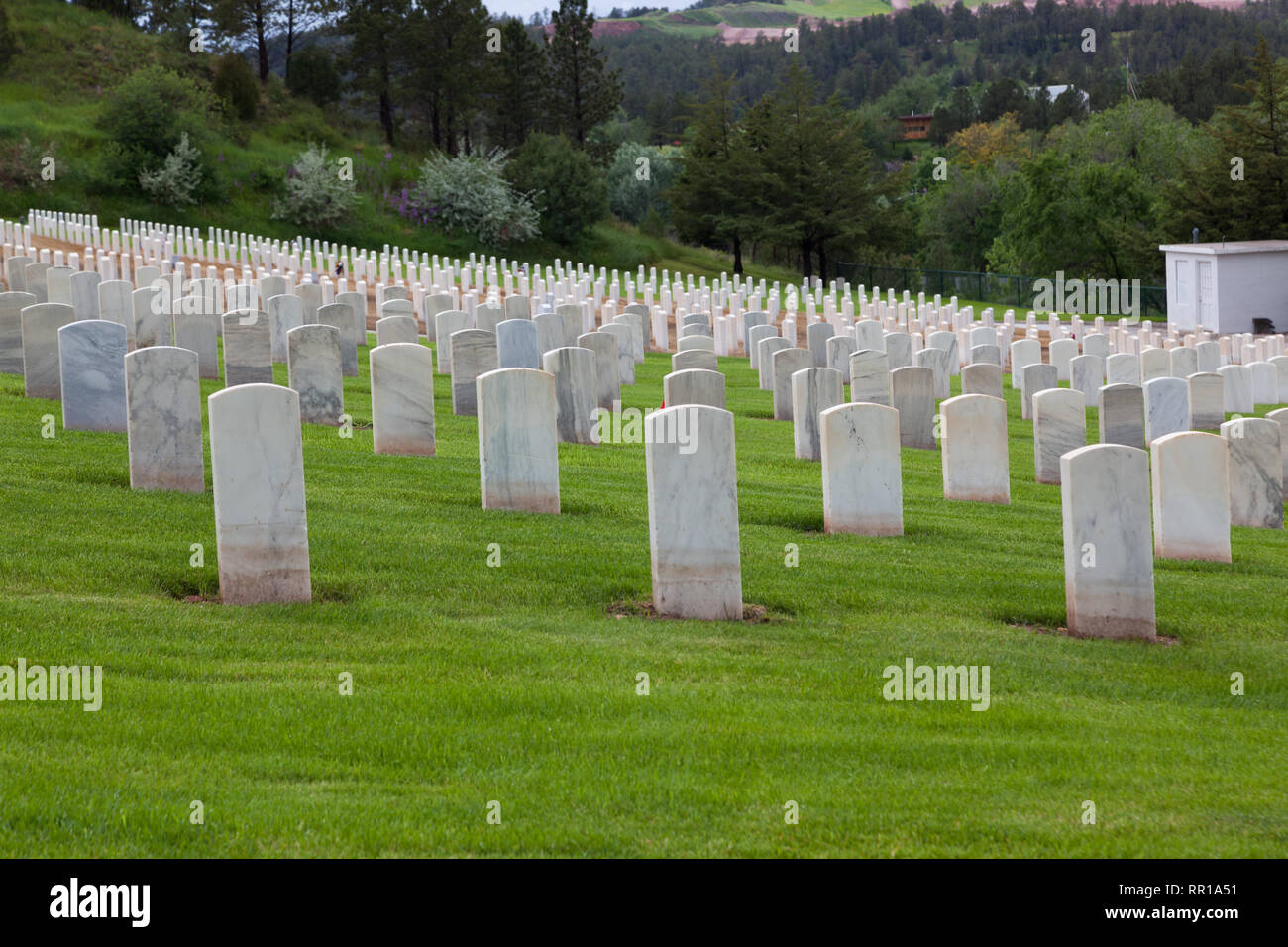 White marble headstones hi-res stock photography and images - Alamy