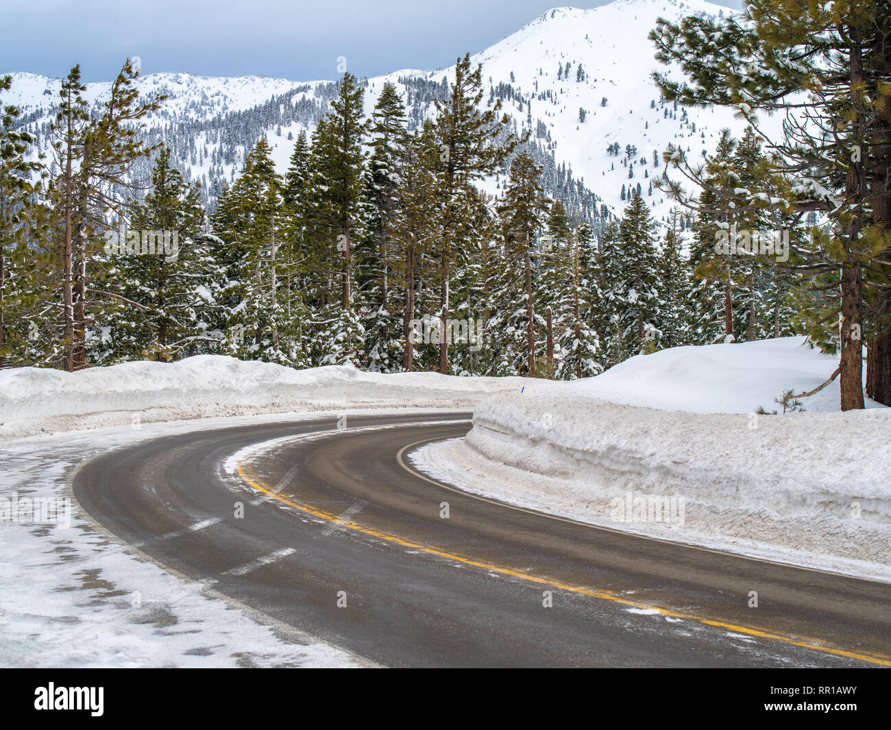 Difficult road hi-res stock photography and images - Alamy