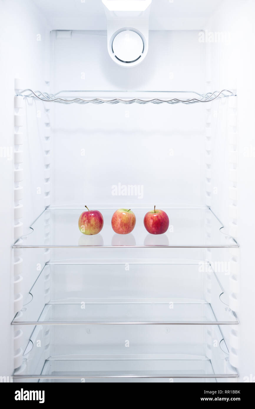 Empty open refrigerator bright hi-res stock photography and images - Alamy