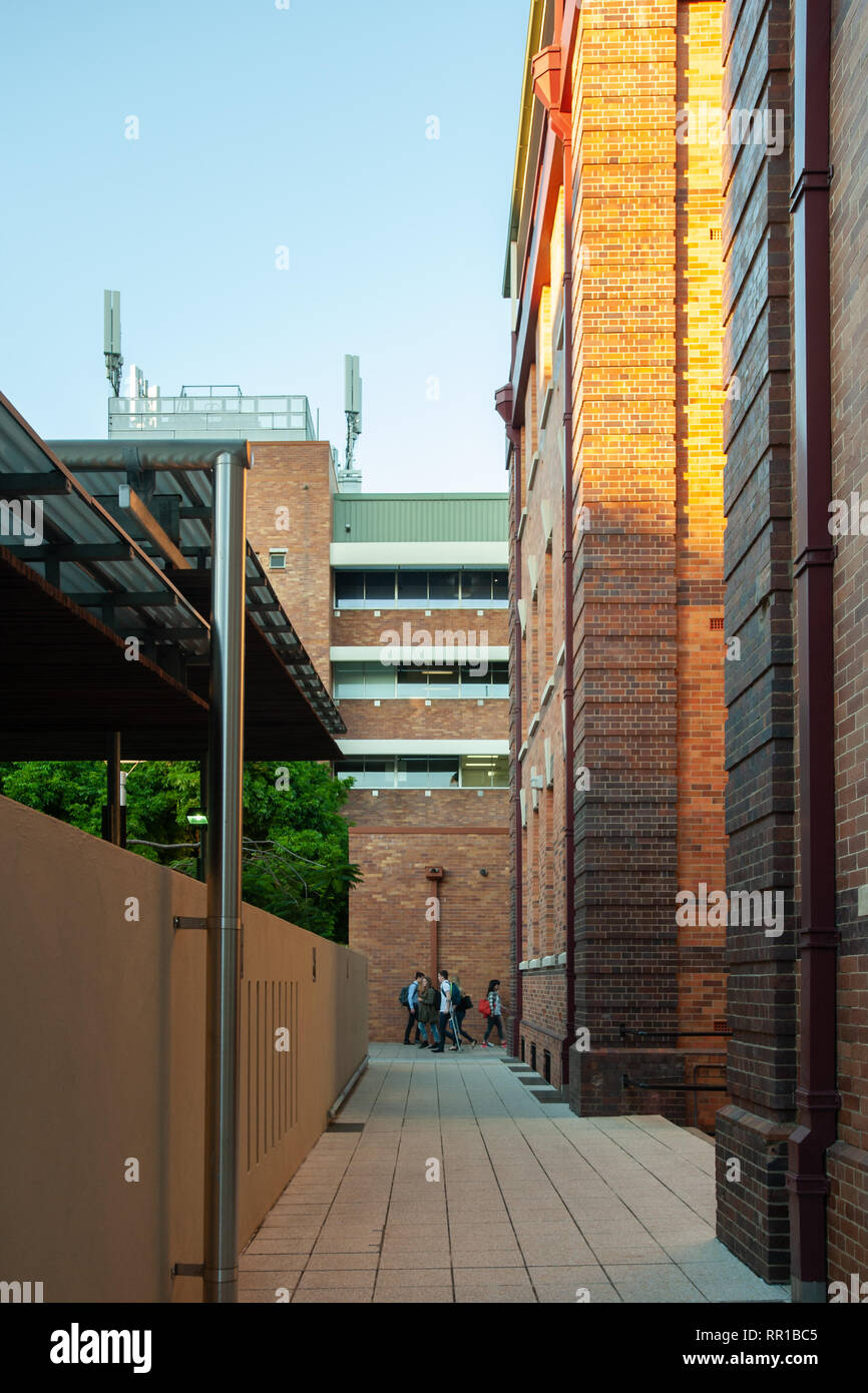 Brisbane, Australia - April 2015: students on QUT, Gardens Point campus ...