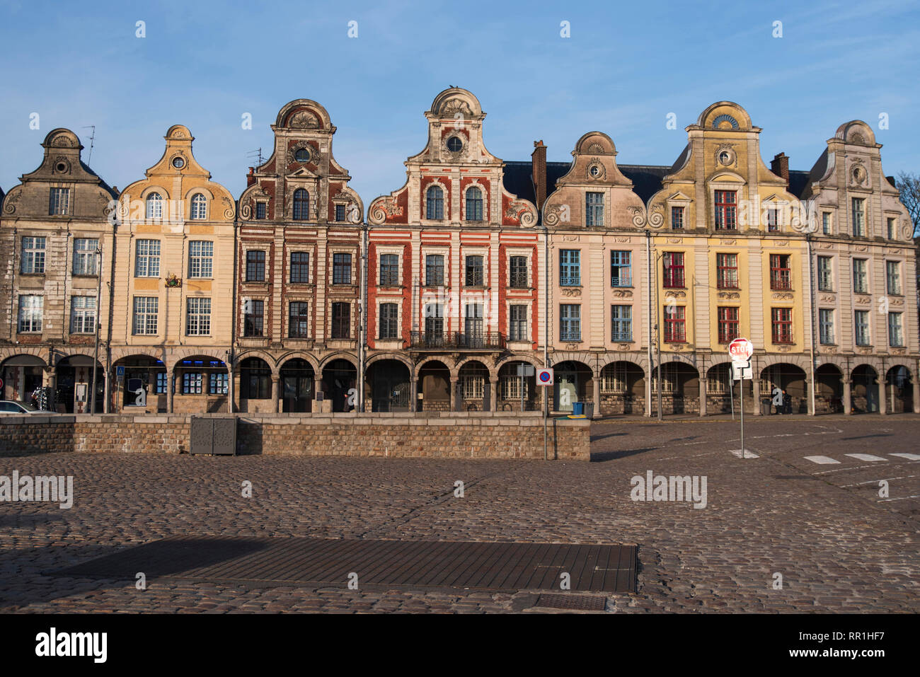 Façades of typical Flemish medieval houses Stock Photo - Alamy