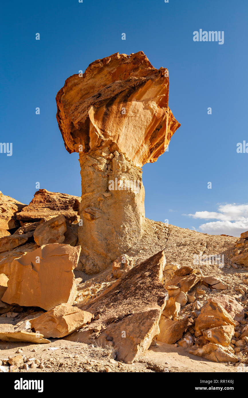 Capstone rock hi-res stock photography and images - Alamy