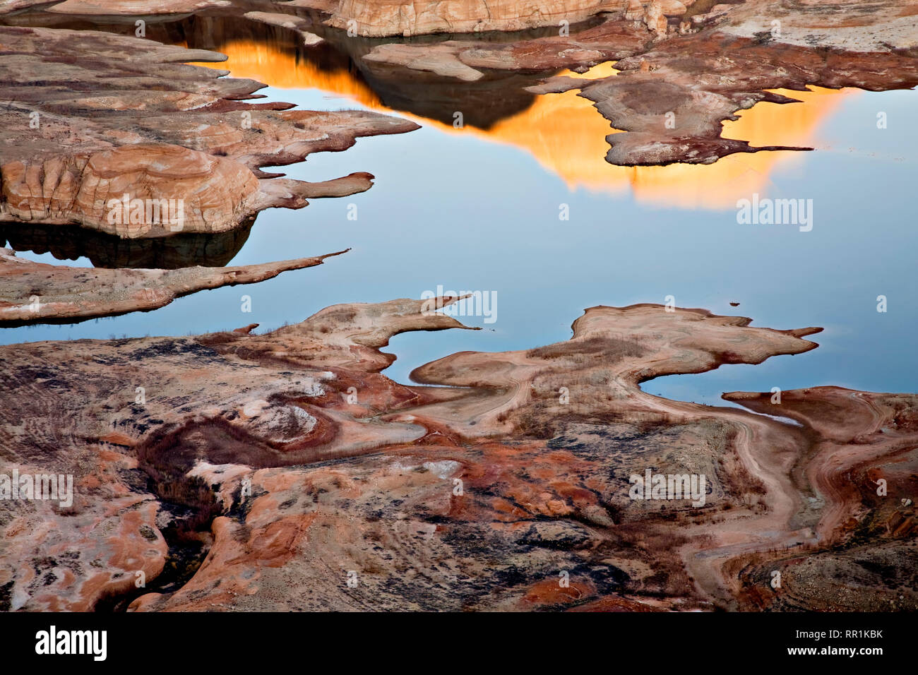 Irregular edge hi-res stock photography and images - Alamy