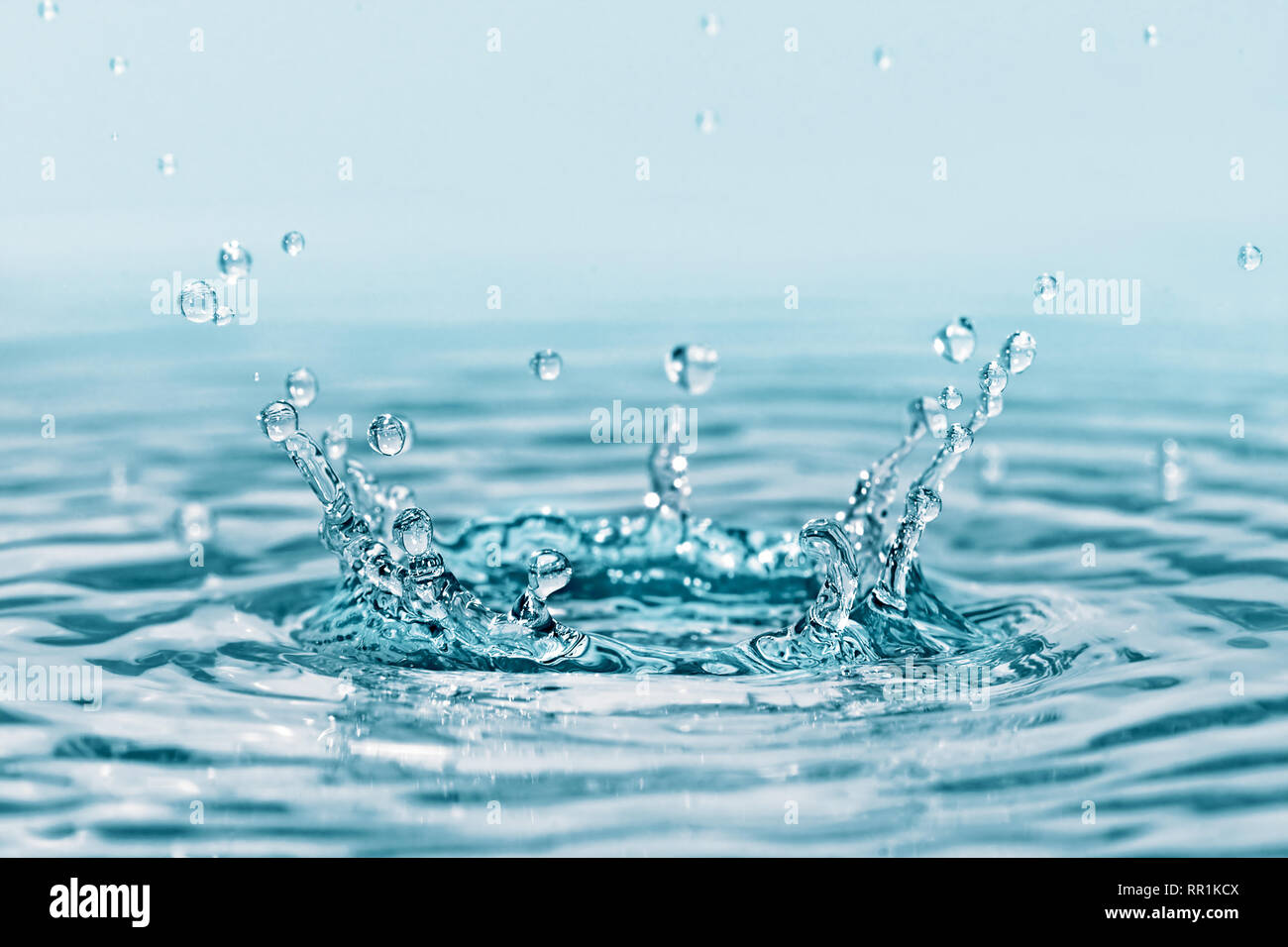Water splash photo hi-res stock photography and images - Alamy
