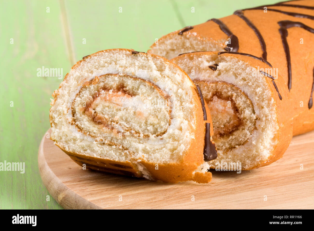 Biscuit swiss roll close hi-res stock photography and images - Alamy